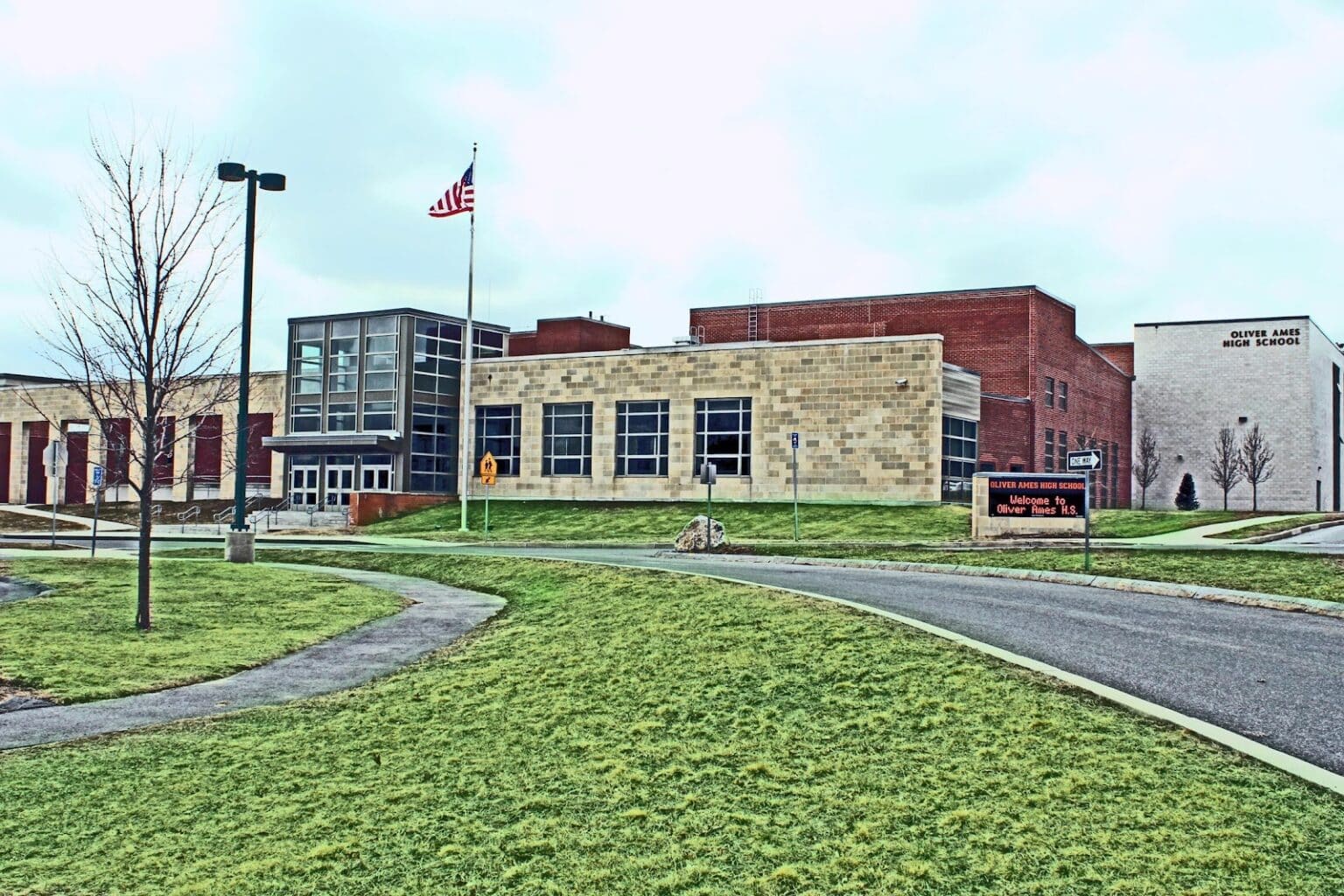 Oliver Ames High School Student Handbook – Easton Public Schools